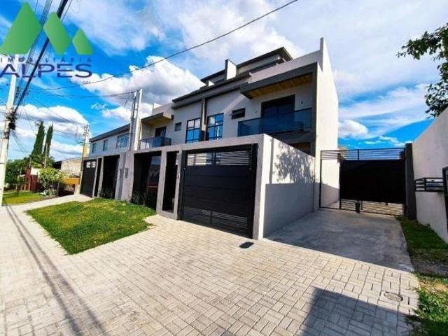 Sobrado com 3 dormitórios à venda, 135 m² por R$ 900.000,00 Capão Raso Curitiba/PR