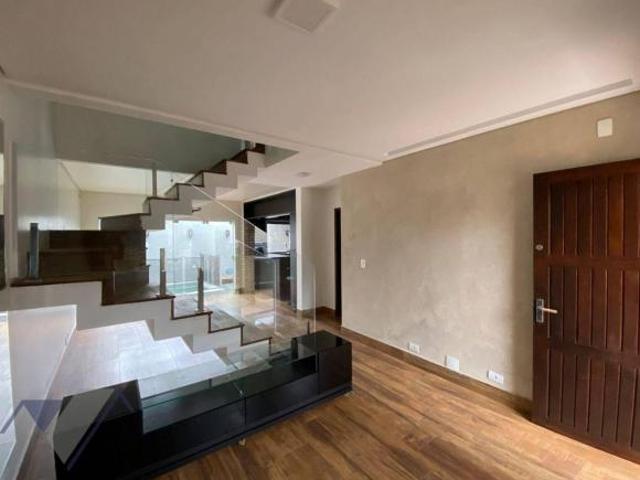 Sobrado com 3 dormitórios à venda, 135 m² por R$ 950.000,00 Country Cascavel/PR