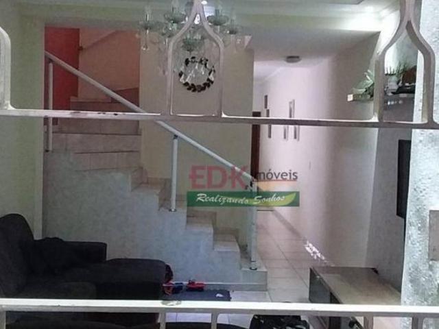 Sobrado com 3 dormitórios à venda, 136 m² por R$ 640.000,00 Parque Industrial São José dos Campo