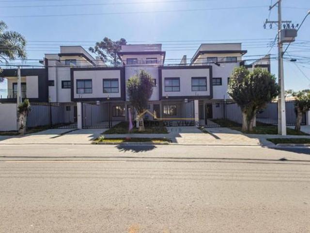 Sobrado com 3 dormitórios à venda, 136 m² por R$ 798.000,00 Cajuru Curitiba/PR