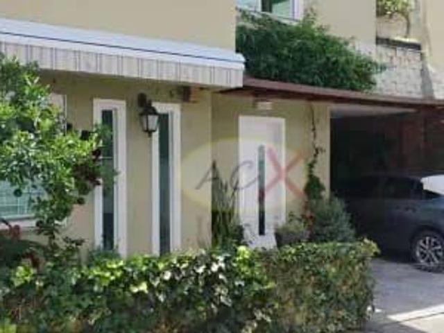 Sobrado com 3 dormitórios à venda, 139 m² por R$ 960.000,00 São Lourenço Curitiba/PR
