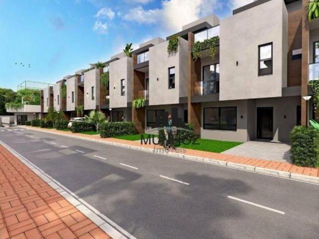 Sobrado com 3 dormitórios à venda, 130 m² por R$ 1.414.400,00 Santa Felicidade Curitiba/PR