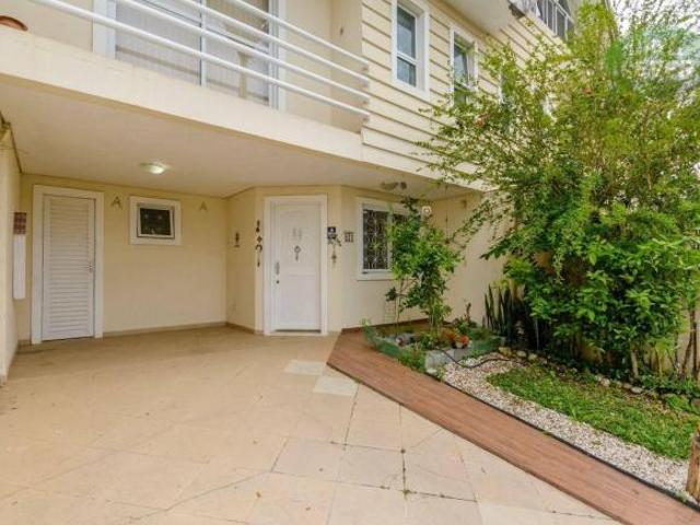 Sobrado com 3 dormitórios à venda, 130 m² por R$ 598.000,00 Santa Cândida Curitiba/PR