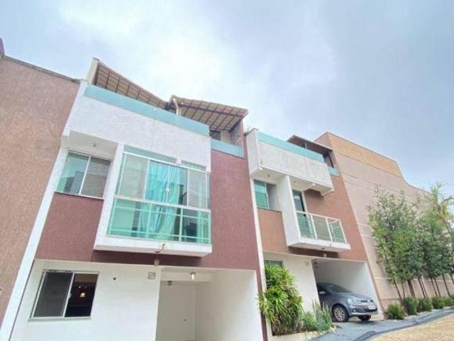 Sobrado com 3 dormitórios à venda, 130 m² por R$ 650.000,00 Jardim Novo Mundo Goiânia/GO