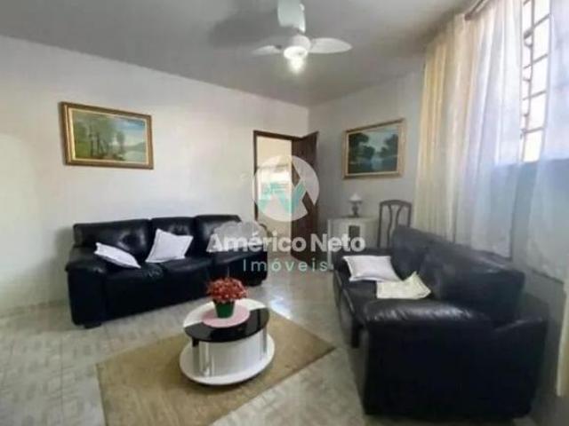 Sobrado com 3 dormitórios à venda, 130 m² por R$ 690.000 Santo Antônio São Caetano do Sul/SP