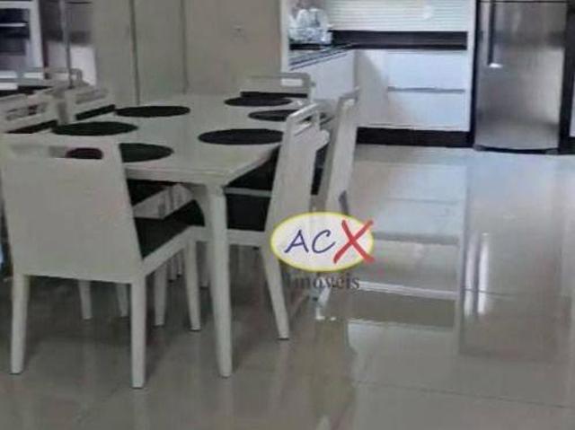 Sobrado com 3 dormitórios à venda, 130 m² por R$ 750.000,00 Boqueirão Curitiba/PR