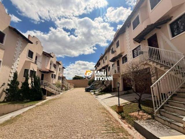 Sobrado com 3 dormitórios à venda, 130 m² por R$ 750.000 Vila Santos São Paulo/SP