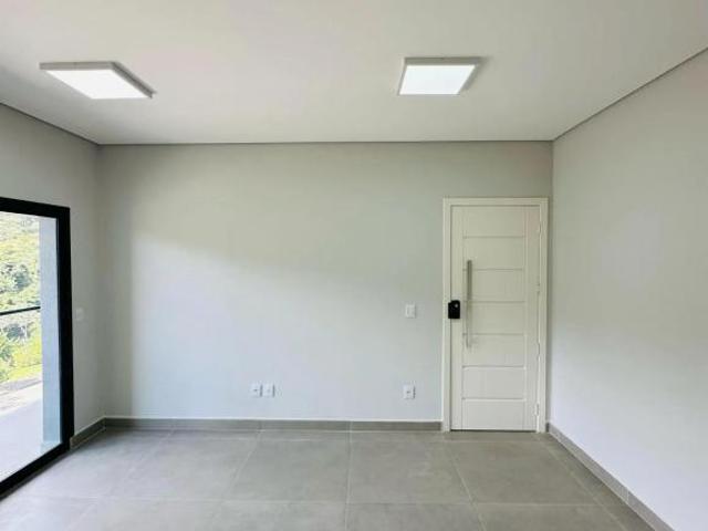 Sobrado com 3 dormitórios à venda, 130 m² por R$ 750.000 Condomínio Vale Azul