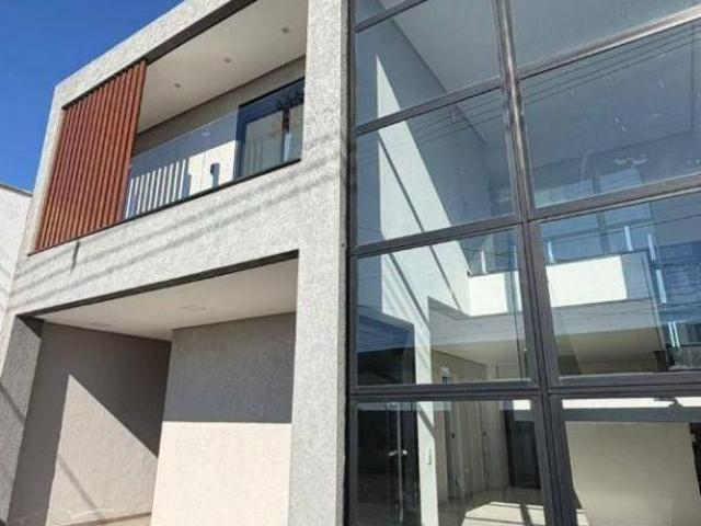 Sobrado com 3 dormitórios à venda, 130 m² por R$ 850.000,00 Pioneiros Catarinenses Cascavel/PR