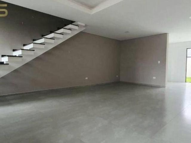 Sobrado com 3 dormitórios à venda, 130 m² por R$ 930.000,00 Fazendinha Curitiba/PR