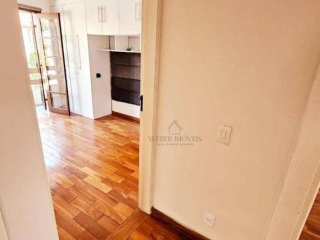 Sobrado com 3 dormitórios à venda, 131 m² por R$ 750.000,00 Parque Assunção Taboão da Serra/SP