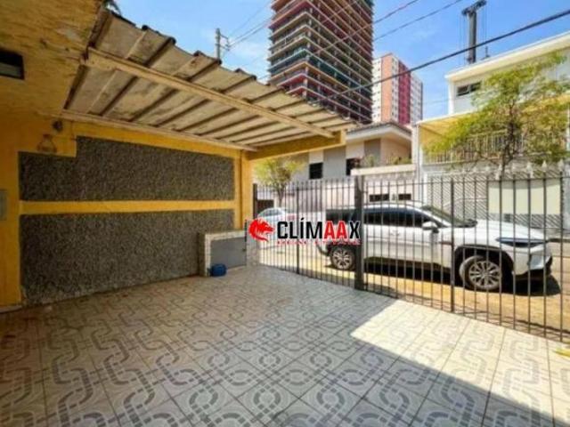 Sobrado em Vila Anglo Brasileira com 131m², 3 dorm 139m² de terreno São Paulo