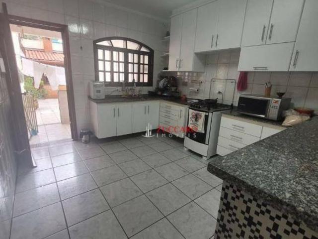 Sobrado com 3 dormitórios à venda, 131m² por R$ 800.000 Penha de França São Paulo/SP