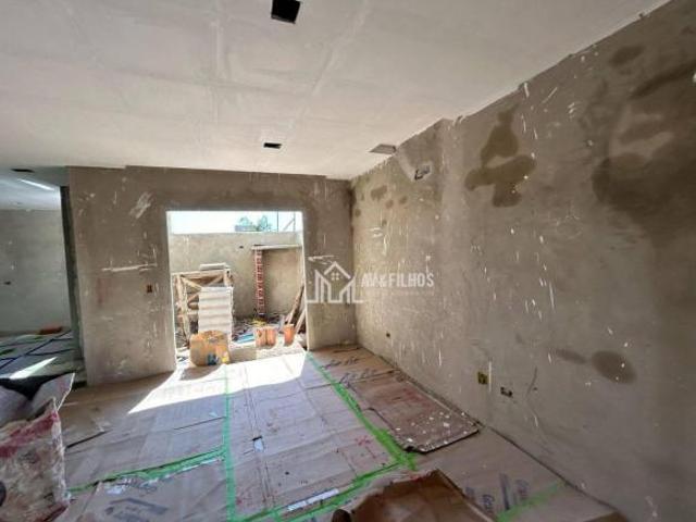 Sobrado com 3 dormitórios à venda, 132 m² por R$ 1.030.000,00 Uberaba Curitiba/PR