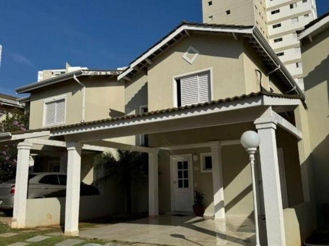 Sobrado com 3 dormitórios à venda, 133 m² por R$ 1.100.000,00 Condomínio Vi.