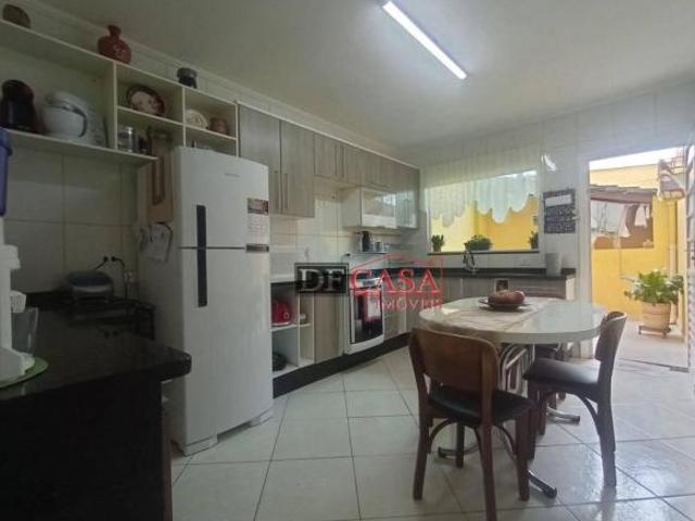 Sobrado com 3 dormitórios à venda, 144 m² por R$ 680.000 Penha São Paulo/SP