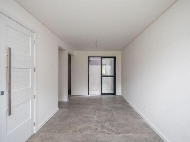 Sobrado com 3 dormitórios à venda, 144 m² por R$ 759.000,00 Uberaba Curitiba/PR