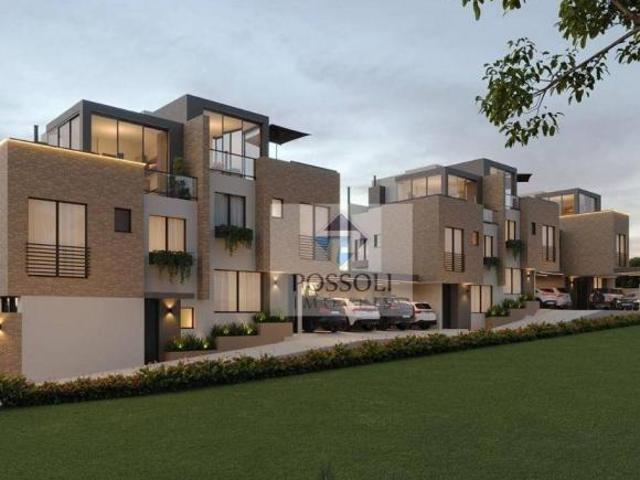 Sobrado com 3 dormitórios à venda, 144 m² por R$ 910.000,00 Boa Vista Curitiba/PR