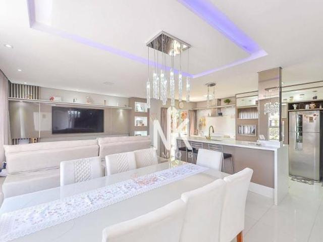 Sobrado com 3 dormitórios à venda, 144 m² por R$ 930.000,00 Xaxim Curitiba/PR