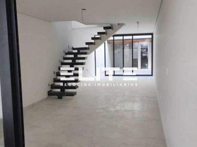 Sobrado com 3 dormitórios à venda, 145 m² por R$ 890.000,00 Vila Metalúrgica Santo André/SP