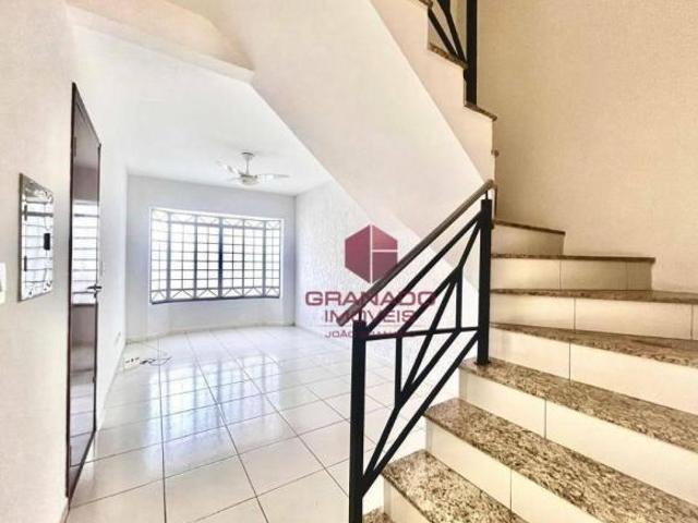 Sobrado com 3 dormitórios à venda, 146 m² por R$ 649.900,00 Zona 05 Maringá/PR