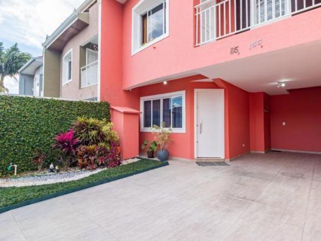 Sobrado com 3 dormitórios à venda, 146 m² por R$ 665.000,00 Xaxim Curitiba/