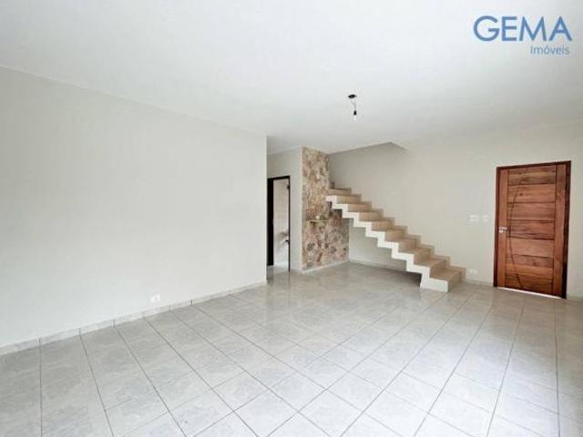Sobrado com 3 dormitórios à venda, 146 m² por R$ 780.000,00 Parque Imperial São Paulo/SP