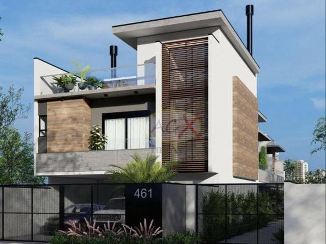Sobrado com 3 dormitórios à venda, 147 m² por R$ 1.094.000,00 Água Verde Curitiba/PR