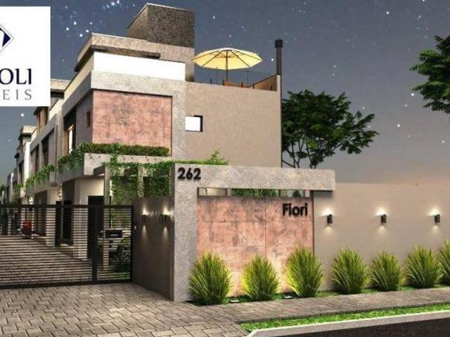 Sobrado com 3 dormitórios à venda, 147 m² por R$ 833.000,00 Pilarzinho Curitiba/PR