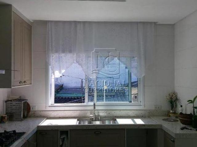 Sobrado com 3 dormitórios à venda, 147 m² Vila Eldízia Santo André/SP