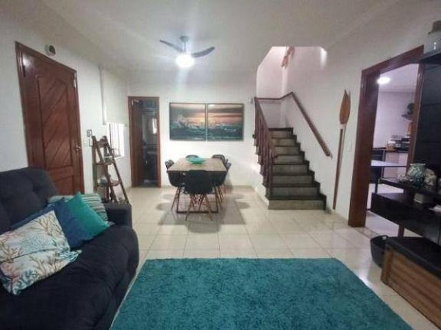 Sobrado com 3 dormitórios à venda, 148 m² por R$ 1.915.000,00 Ponta da Praia Santos/SP