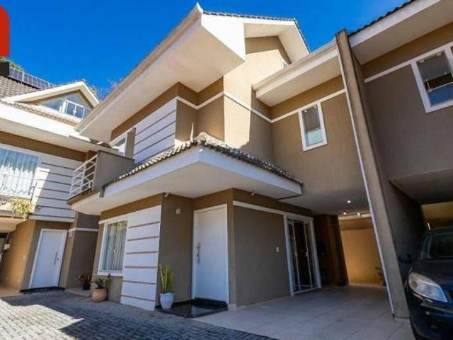 Sobrado com 3 dormitórios à venda, 148 m² por R$ 780.000,00 Santa Candida Curitiba/PR