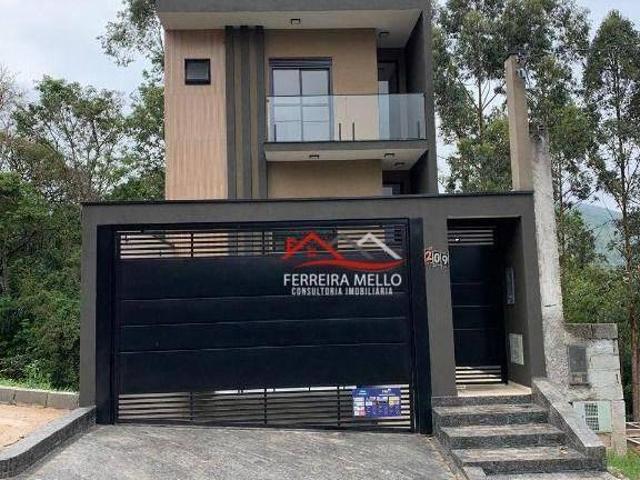 Sobrado com 3 dormitórios à venda, 149 m² por R$ 980.000,00 Laranjeiras Caieiras/SP