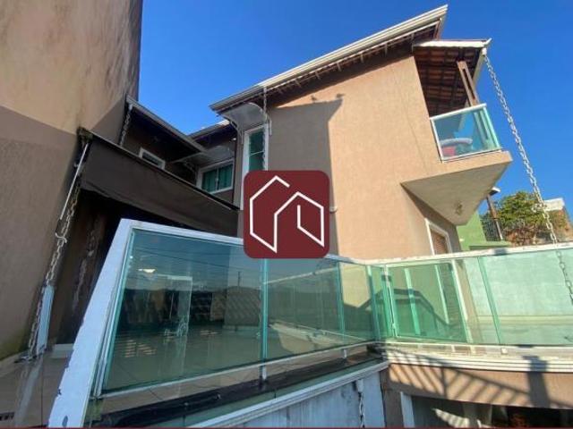 Sobrado com 3 dormitórios à venda, 140 m² por R$ 490.000,00 Terra Preta Mair