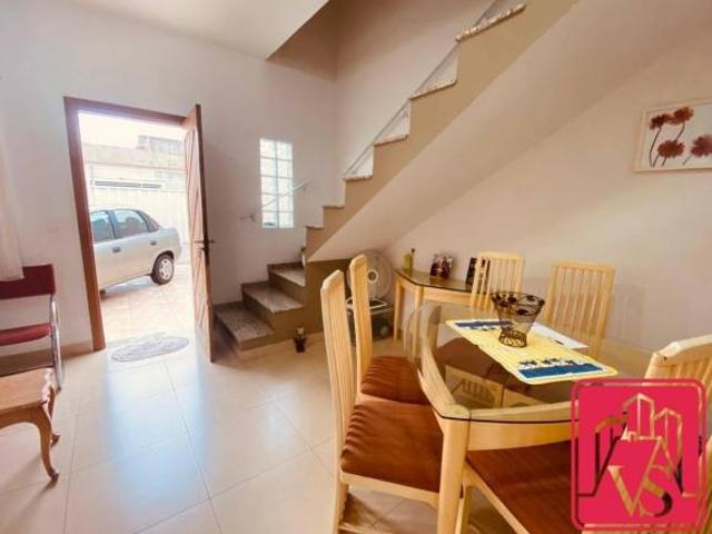 Sobrado com 3 dormitórios à venda, 140 m² por R$ 550.000 Residencial Quinta dos Vinhedos Braganç