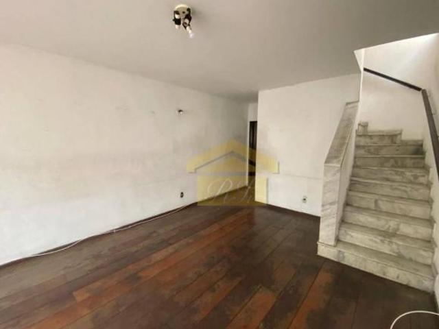 Sobrado com 3 dormitórios à venda, 140 m² por R$ 515.000,00 Jardim Aeroporto São Paulo/SP