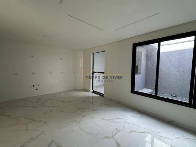 Sobrado com 3 dormitórios à venda, 140 m² por R$ 968.900,00 Capão Raso Curitiba/PR
