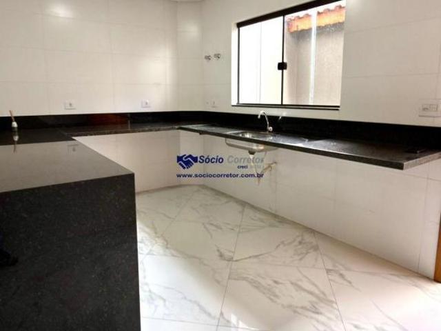 Sobrado com 3 dormitórios à venda, 140m² por R$ 770.000 Vila Marieta São Pau