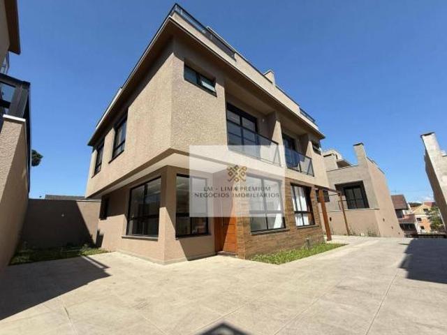 Sobrado com 3 dormitórios à venda, 141 m² por R$ 849.000 Tingui Curitiba/PR
