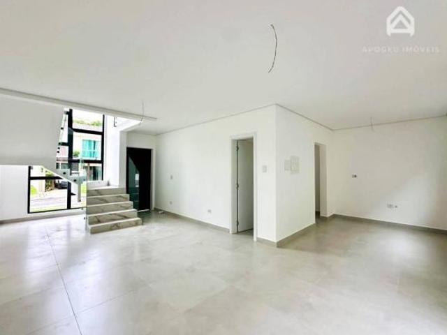 Sobrado com 3 dormitórios à venda, 142 m² por R$ 900.000,00 Braga São José dos Pinhais/PR