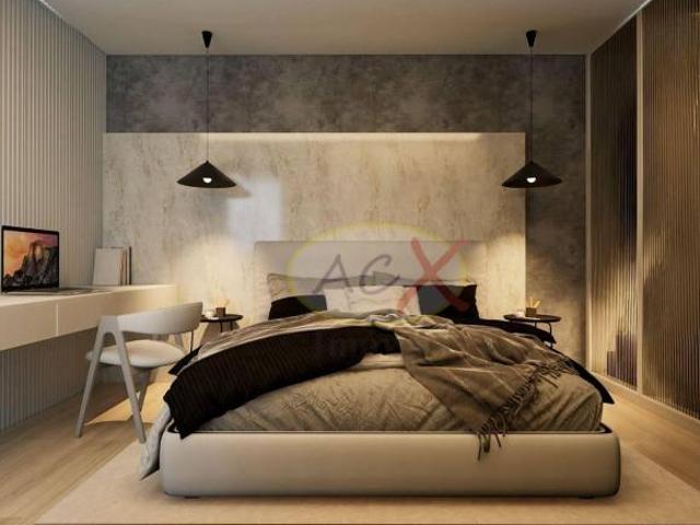 Sobrado com 3 dormitórios à venda, 142 m² por R$ 969.000 Novo Mundo Curitiba/PR