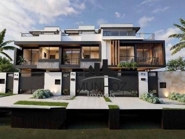 Sobrado com 3 dormitórios à venda, 143 m² por R$ 1.390.000,00 Vista Alegre Curitiba/PR