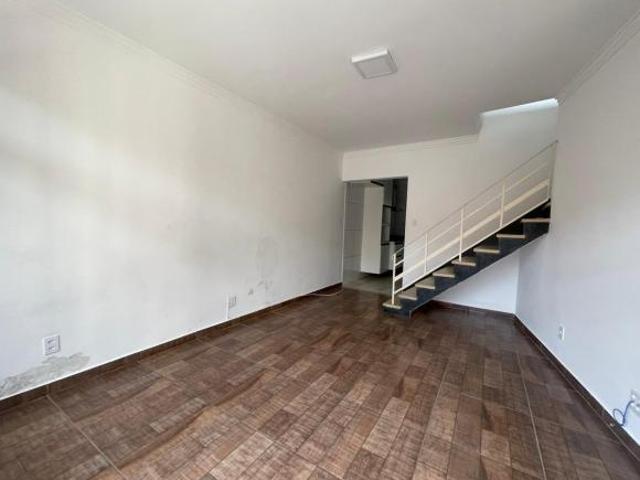 Sobrado com 3 dormitórios à venda, 143 m² por R$ 690.000,00 Vila Alzira Santo André/SP