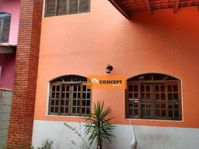 Sobrado com 3 dormitórios à venda, 143 m² por R$ 729.000,00 Vila Júlia Poá/SP