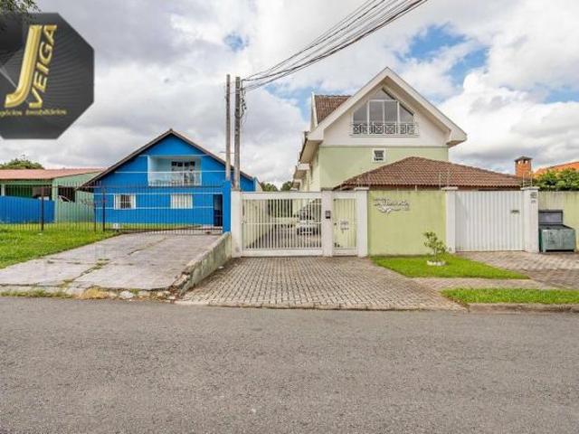 Sobrado com 3 dormitórios à venda, 154 m² por R$ 900.000,00 Boqueirão Curitiba/PR