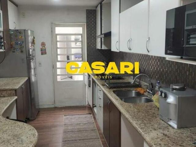 Sobrado com 3 dormitórios à venda, 155 m² Demarchi São Bernardo do Campo/SP