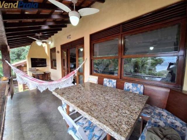 Sobrado com 3 dormitórios à venda, 155 m² por R$ 1.250.000,00 Guaecá São Sebastião/SP