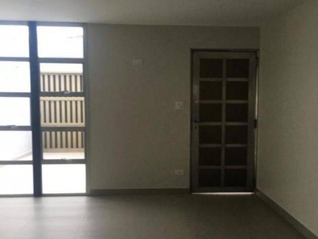 Sobrado com 3 dormitórios à venda, 155 m² por R$ 800.000,00 Jardim das Laranjeiras São Paulo/SP