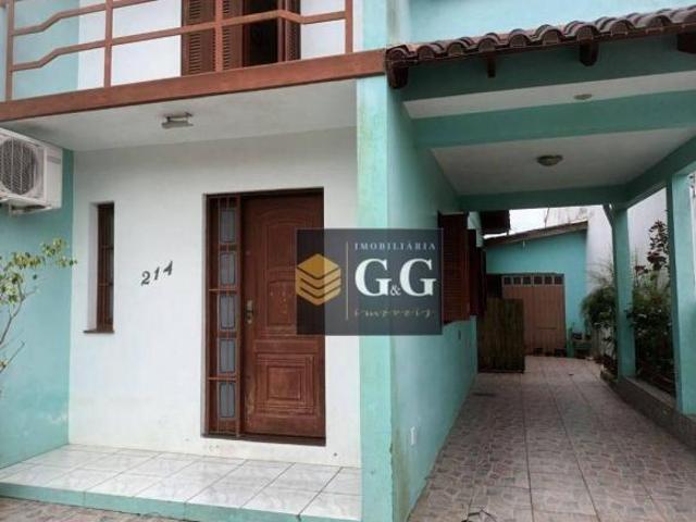 Sobrado com 3 dormitórios à venda, 156 m² por R$ 639.000,00 Centro Viamão/RS