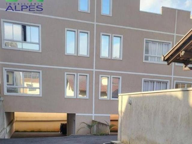Sobrado com 3 dormitórios à venda, 157 m² por R$ 750.000,00 Boqueirão Curitiba/PR